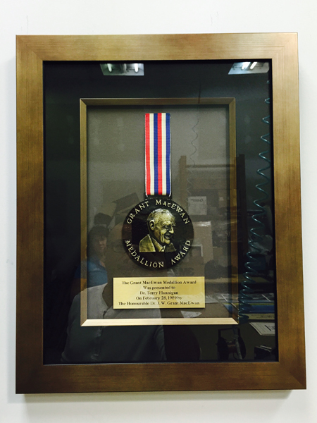 Shadow Boxes – Kamena Gallery